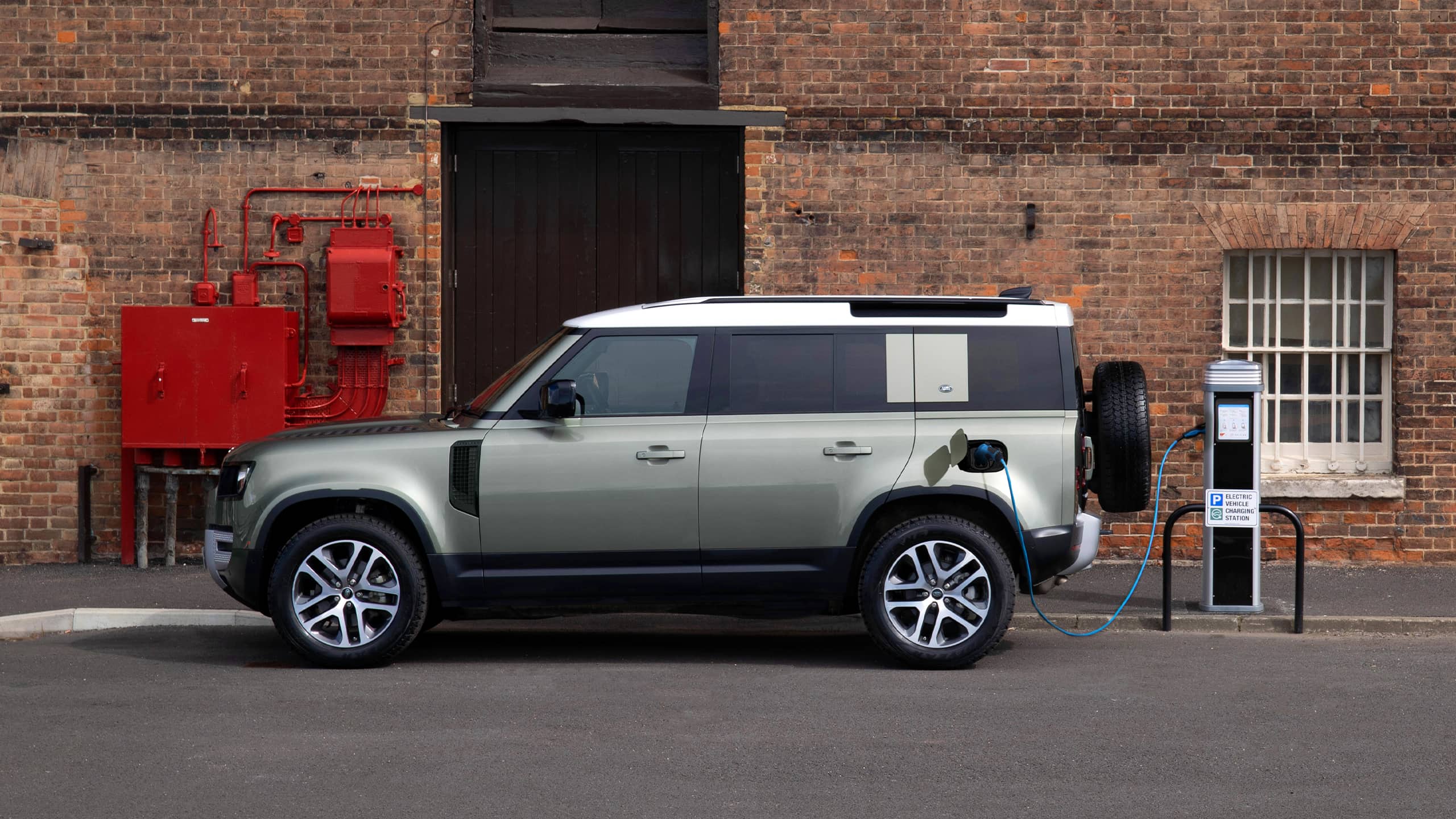 Defender PHEV en MHEV | Hybrid-capaciteiten | Defender